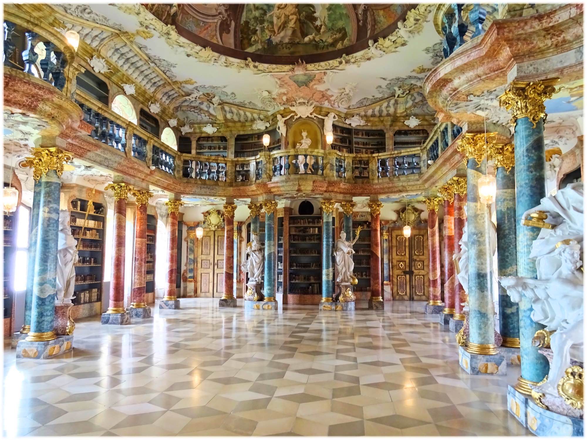 【ドイツ】ウルム観光で絶対に見ておきたい必見スポット！ | Arto Explore